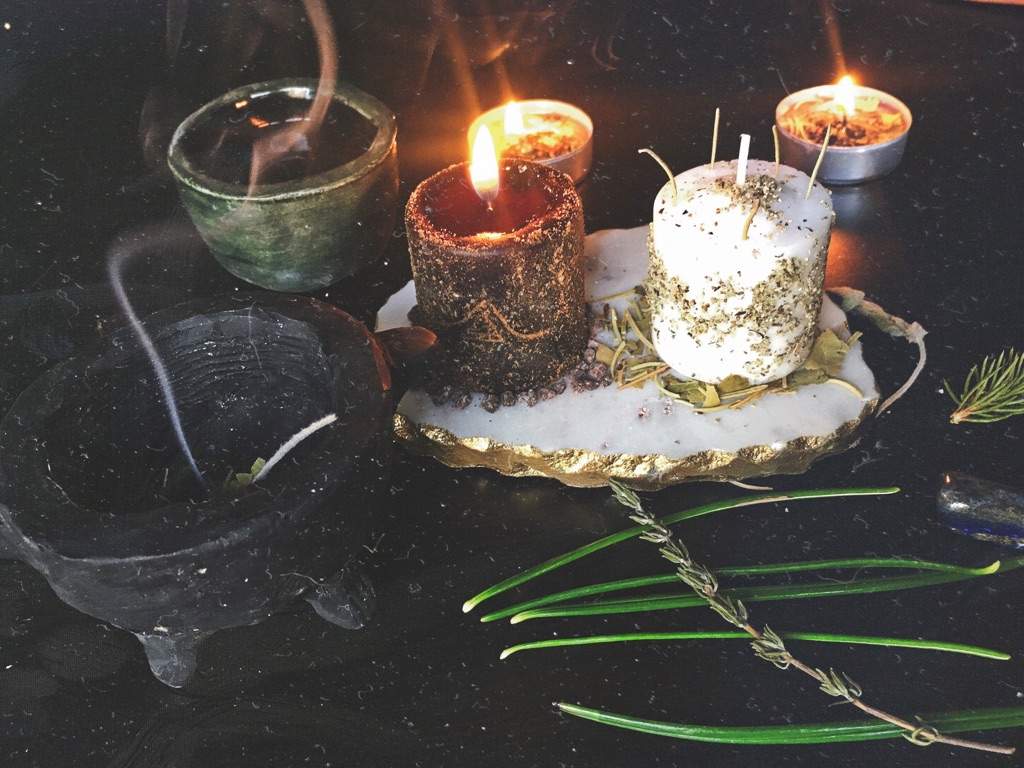 Candle Flames, Smoke, and Divination - PsychicOz